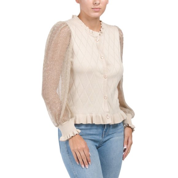 RIO & RIAN | Accessories | Rio Rian Artic Wolf Scoop Neck Long Lurex ...